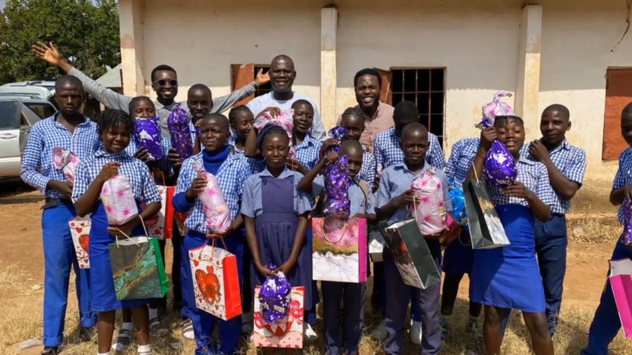 Voice of the Martyrs Canada - Nigeria: Standing With Persecuted Christians